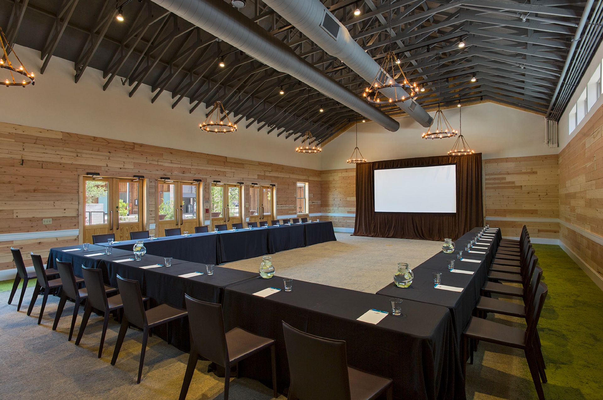 Capacity of our Austin Meeting Space | Lone Star Court